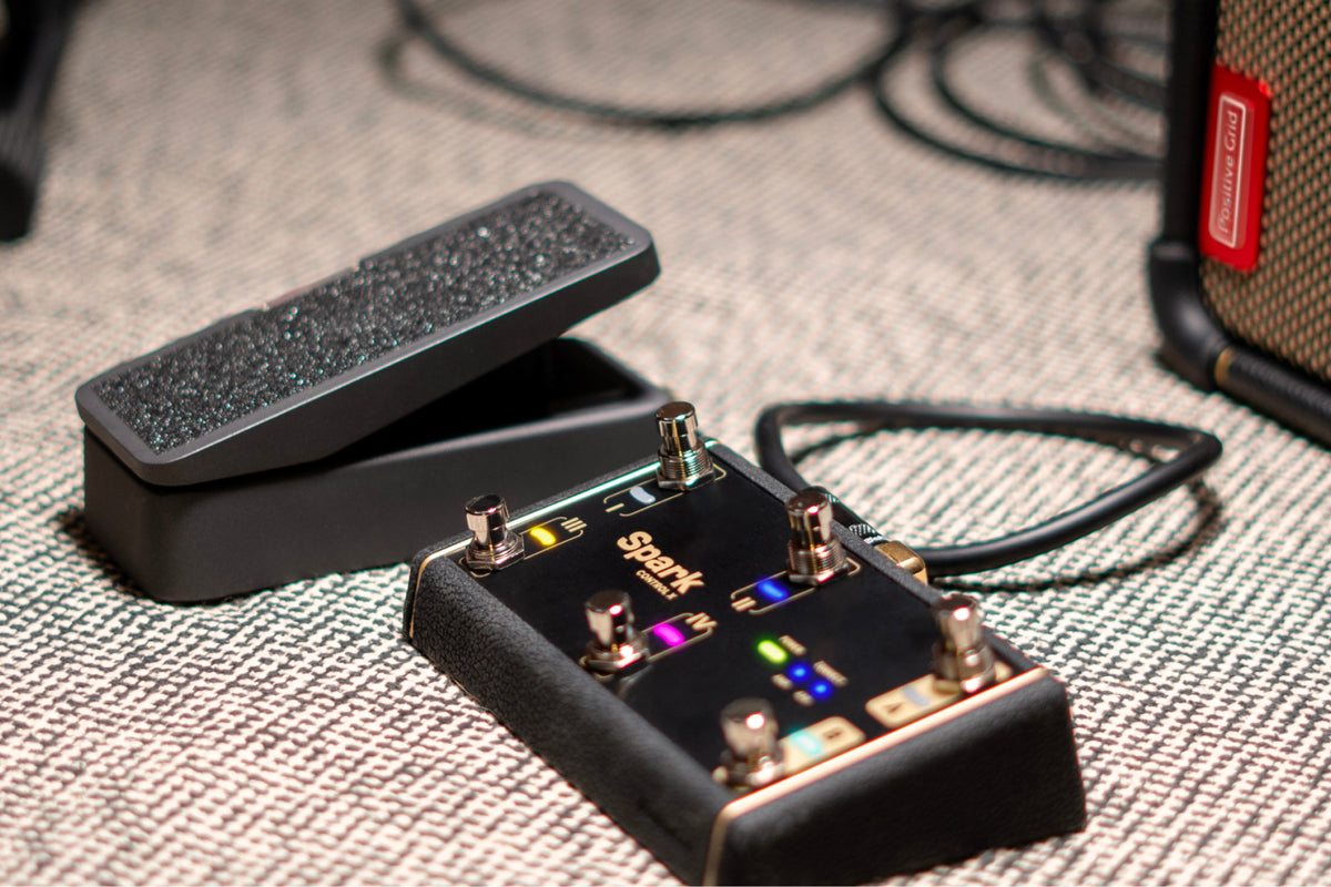 Spark Control X | 6-Switch Wireless Footswitch | Positive Grid